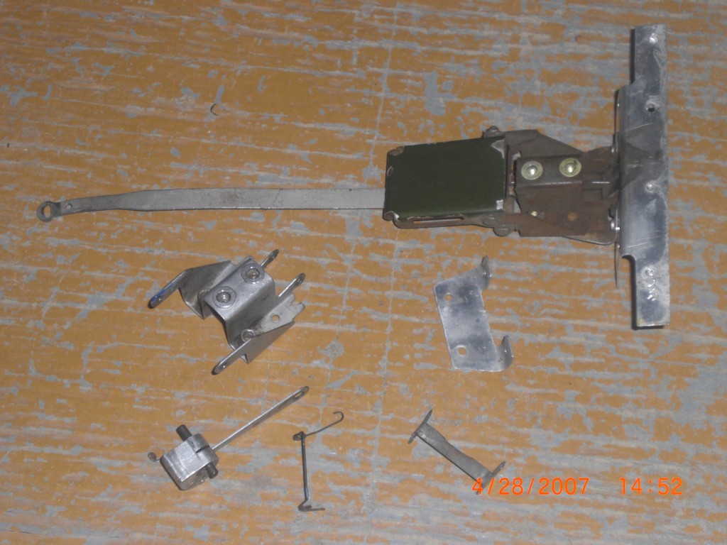 180/182 Door Latch Assy — Skywagon City